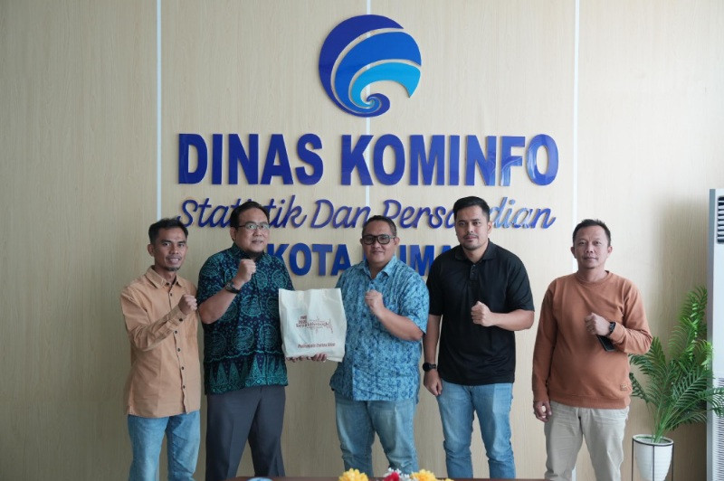 Diskominfotiksan Dumai Sambut Audiensi PCR, Bahas Program Magister ...